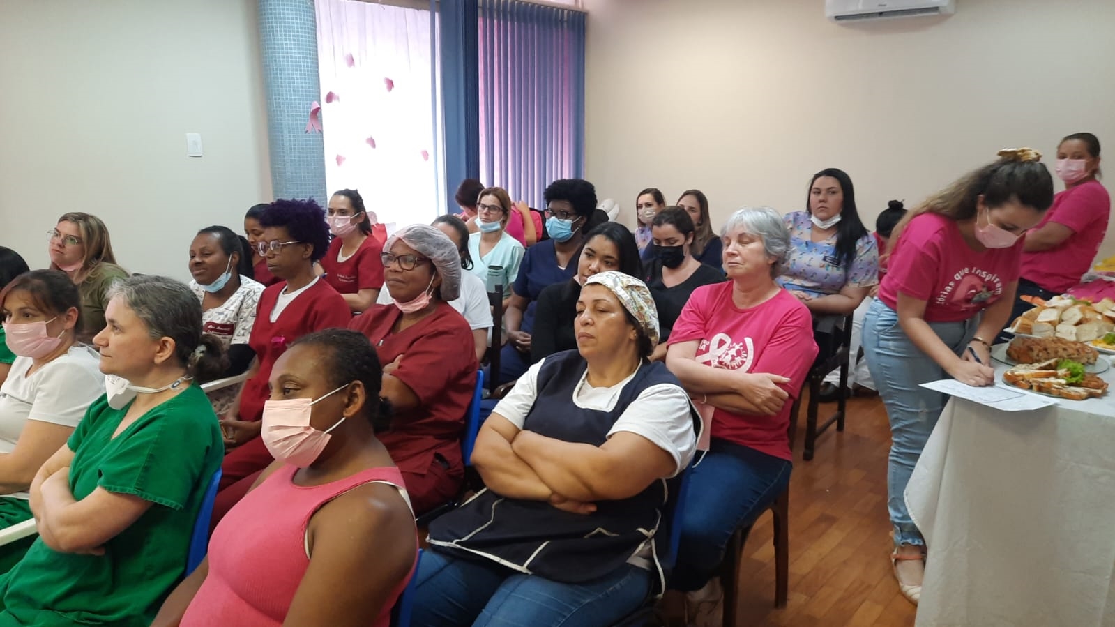 Outubro Rosa em Petrópolis – “Cuidando de quem Cuida”, para mulheres da ...